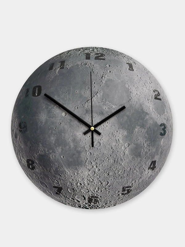 Часы настенные деревянные диаметром 31 см Moon Луна бесшумные интерьерные с фотопечатью купить